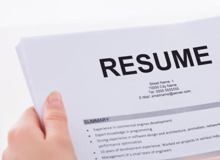 How To Write A Resume: Land That Job! - Trendsetter A List